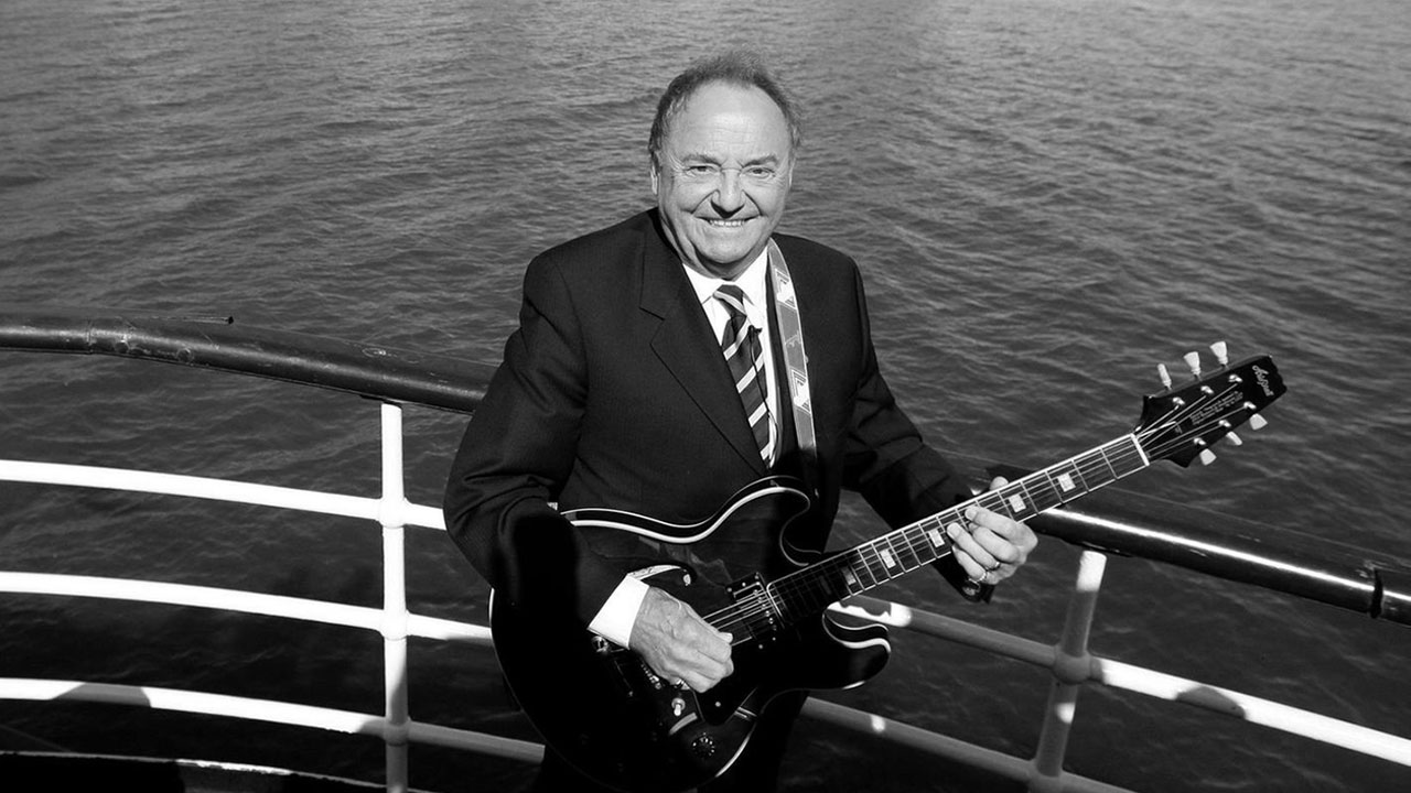 "You'll Never Walk Alone": Liverpool trauert um Sänger Gerry Marsden ...